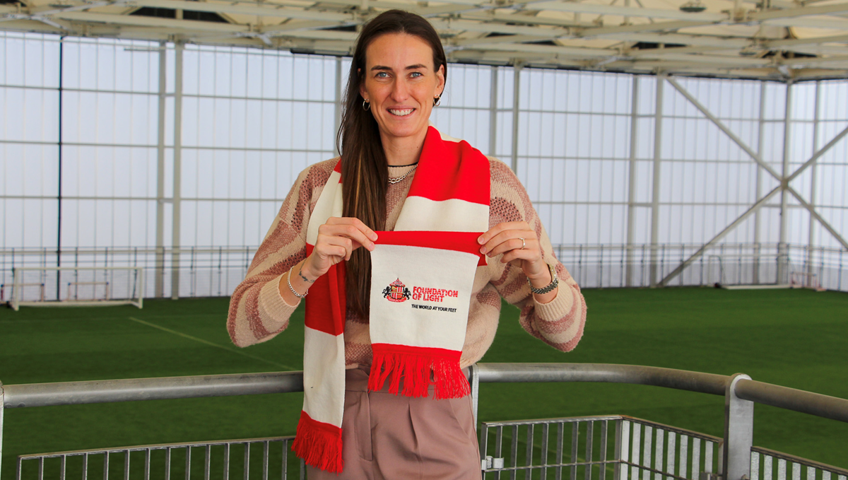 Jill Scott signs for SAFC's official charity